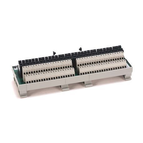 Rockwell Automation 40-Pin High Density Mechanical Relay Digital IFM ...